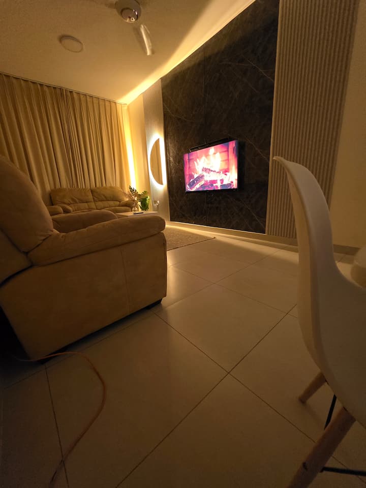 Opera10 Spacious & Central - Mascate