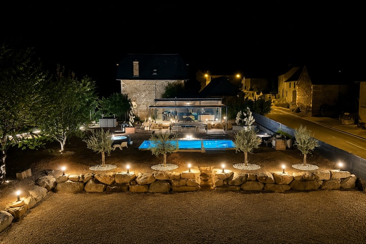 Le Clos Des Lumières • 10 Pers• Piscine & Jacuzzi - Francia