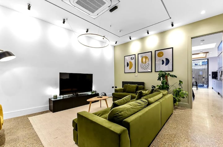 Lovely 3 Bdr Apartment + Parking - Amsterdam