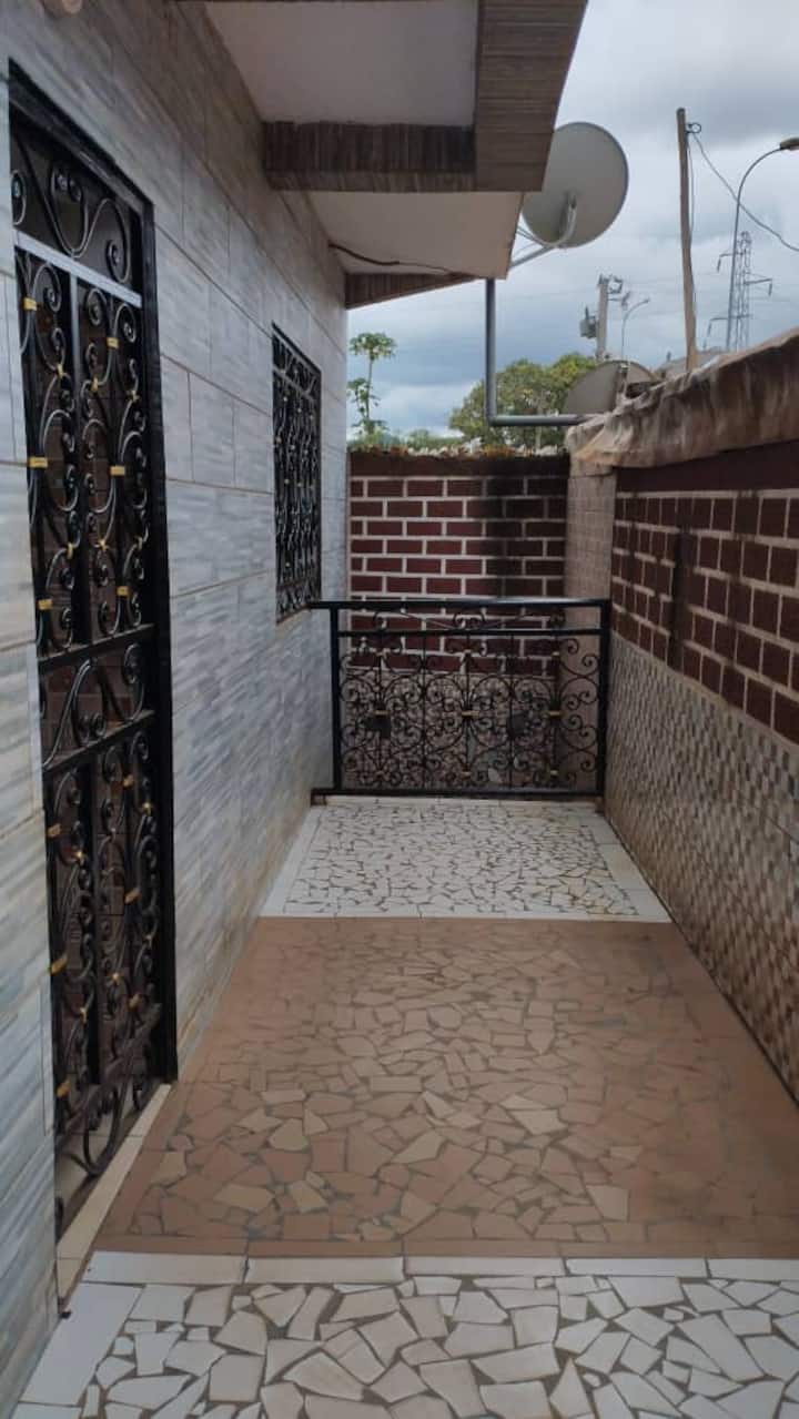 Petit Nid Douillet à Etoudi - Yaoundé