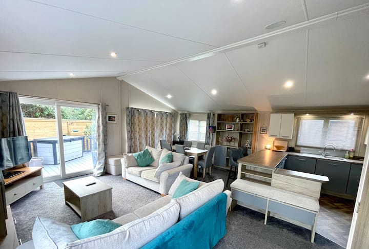 Elegant Lodge In Peaceful Holiday Resort - Bembridge