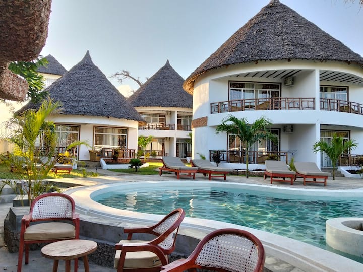 Zuri-tulivu Resort, Apartment 01. - Diani Beach