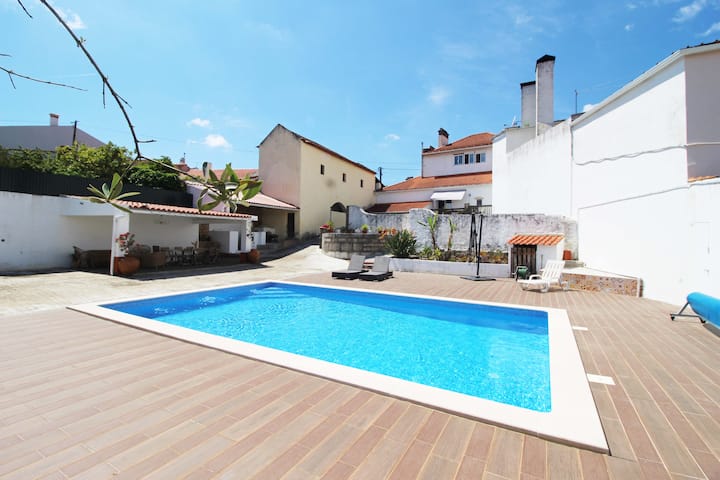 La Bohème-bel Appartement Dans Maison Du Xixe S - Torres Novas