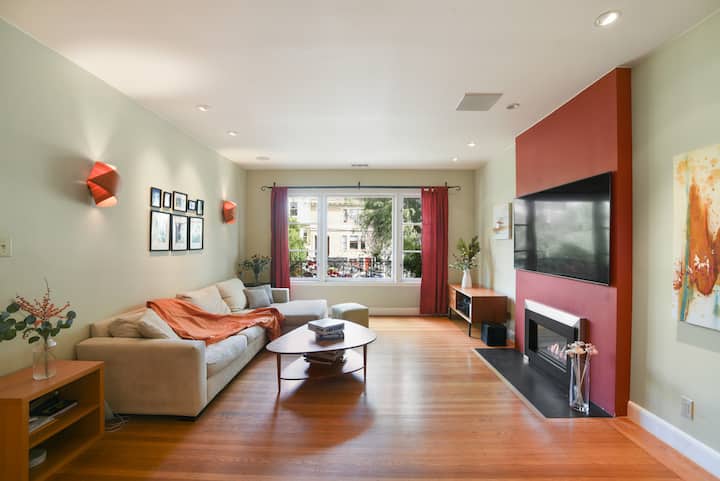 Centrally Located Historic House, Parking - San Francisco, CA