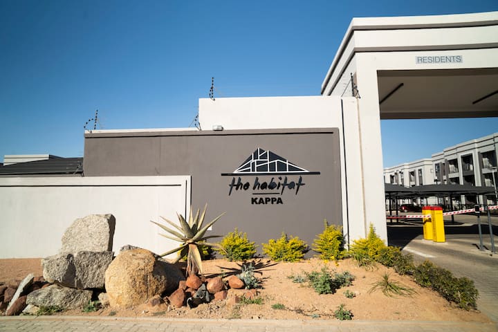 Modern Studio With All Amenities, Sarona City. - Gaborone