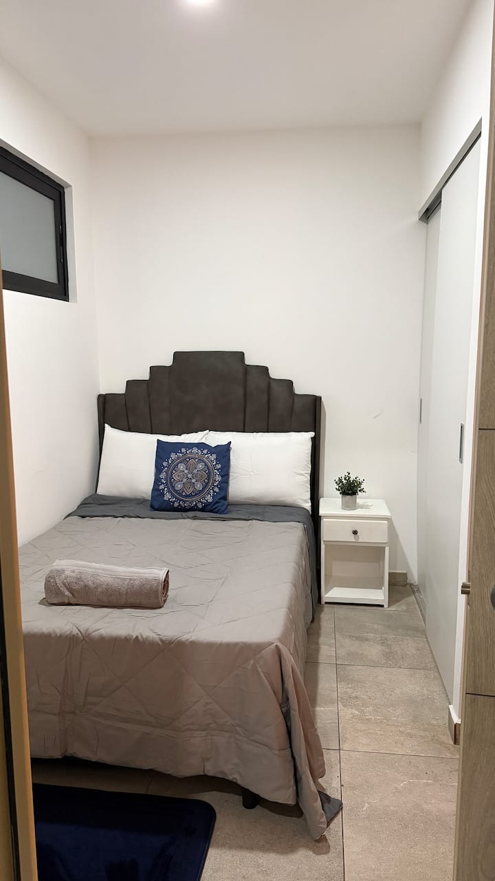 Col Escalón Habitación Baño Privado A/c Wifi Tv - El Salvador