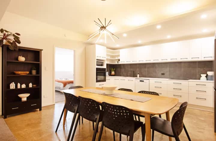 Textile Foundry On Haining St Inc Carpark - Wellington, New Zealand