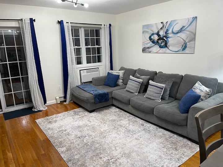 Bronx, Spacious 3br/2ba, Parking, Walk2train, Fios - The Bronx, NY