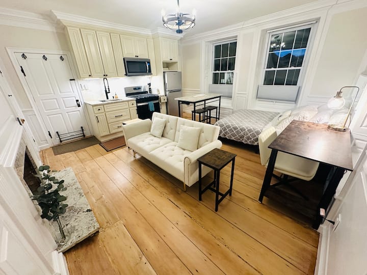 Hale Loft W/kitchen, Bath, Laundry Next To Pea - Exeter, NH