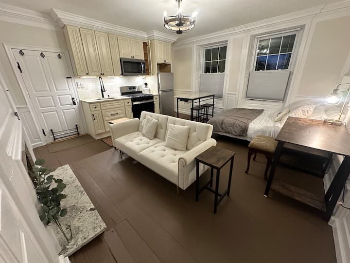 The Hale Loft W/kitchen, Bath, Laundry Next To Pea - Exeter, NH