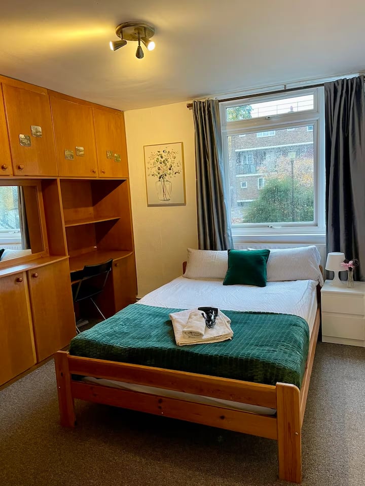 Bright 2br Flat In Old Street & Angel * Fast Wifi - Londen