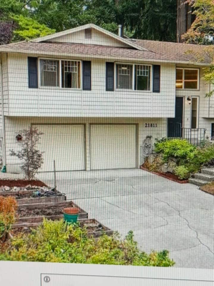 The Warms Home - Bothell, WA