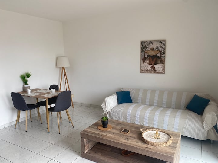 Appartement Charmant Et Douillet - Nouméa