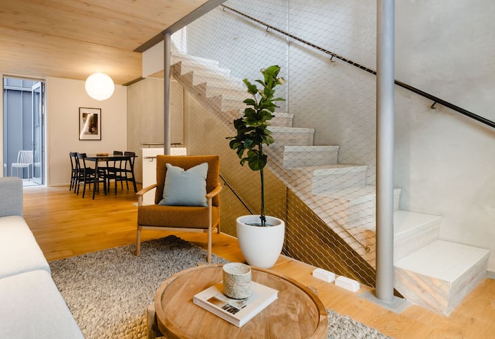 Hidden Central City Gem | 2br Laneway Apartment - 웰링턴