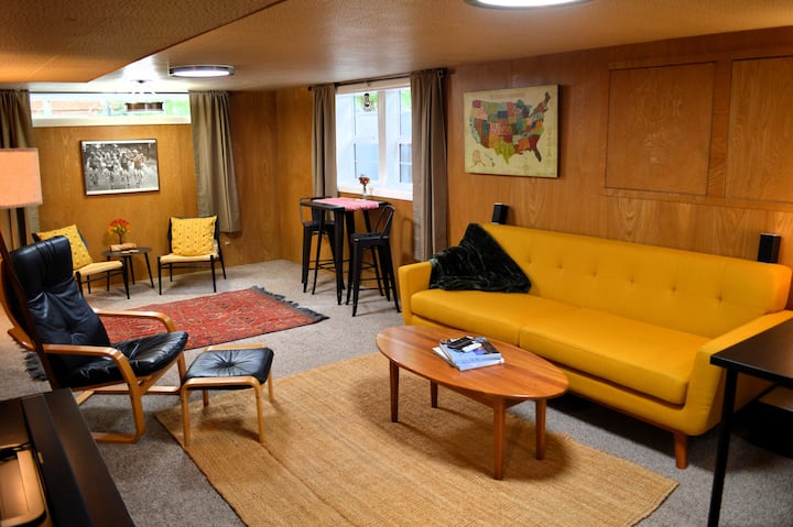 Delightful North End Boise Apartment - Boise, ID