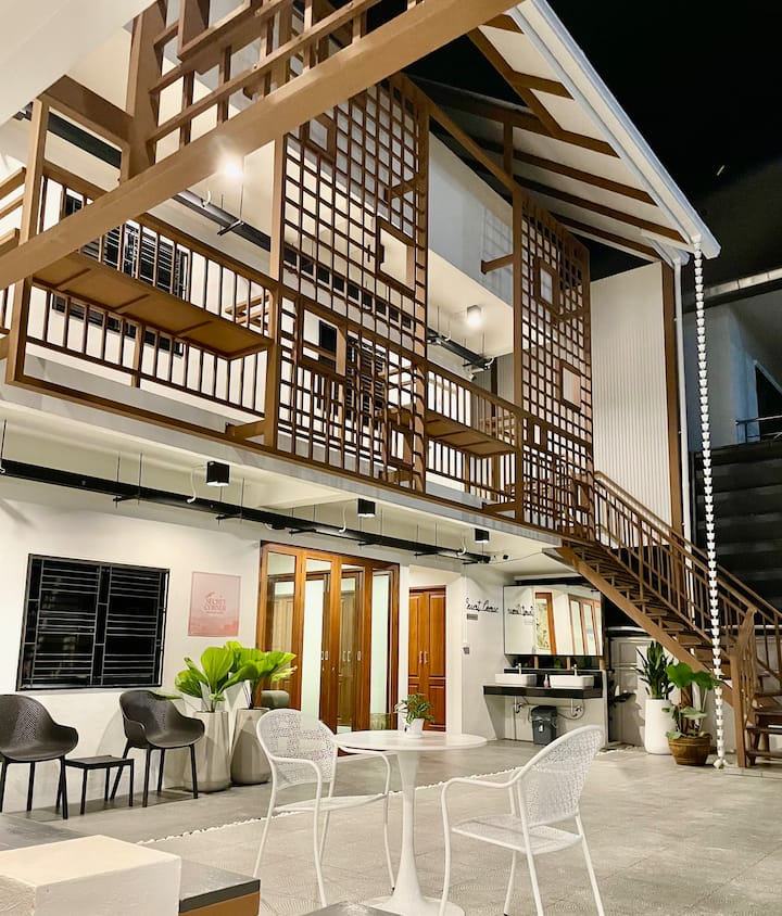 Minimal & Cozy 8-bed Dorm | Boutique Vibe - Chiang Rai