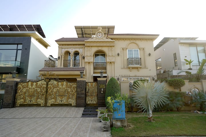 Vacation Luxury Home In Dha Phase-8 - Lahore
