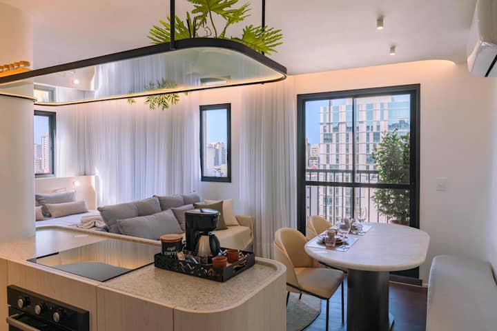 Lindo Studio - Design E Sofisticação! Com Garagem - Curitiba