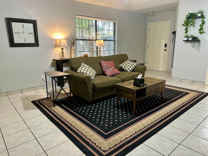 Relax & Recharge | Cozy Laredo Gem Near Everything - Laredo, TX