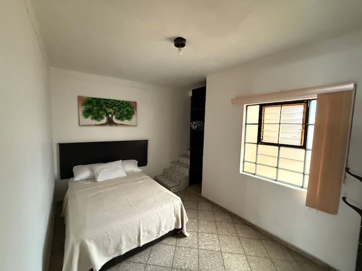 Casa Colonial En El Corazón Del Centro De Zamora - Zamora