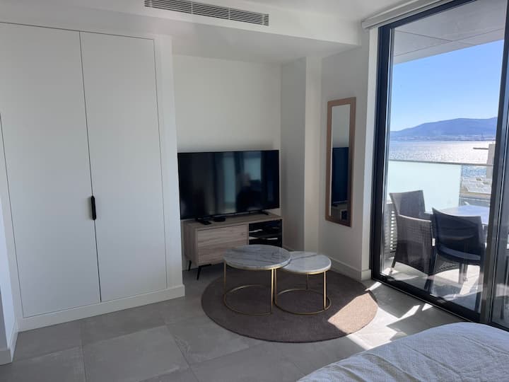 High End Studio - Eurocity - Gibraltar