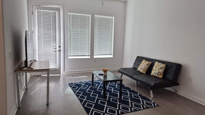 Austin 1br W/ Tv, Wi-fi, Laundry & Full Kitchen - Leander, TX