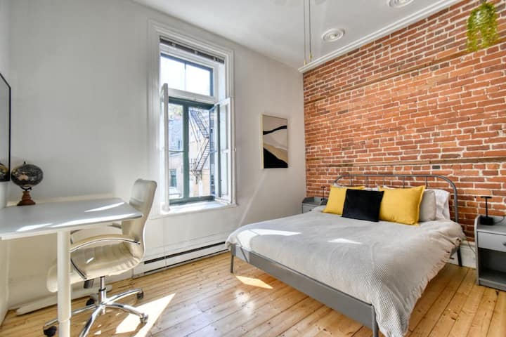 Vieux-québec, Porte St-jean, Lumineux Apt. 2 Chamb - Québec