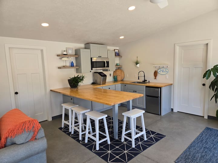 Homegrown Haven - Great Salt Lake, UT