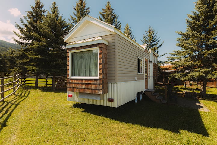 Tiny Home On A Farm - Enderby