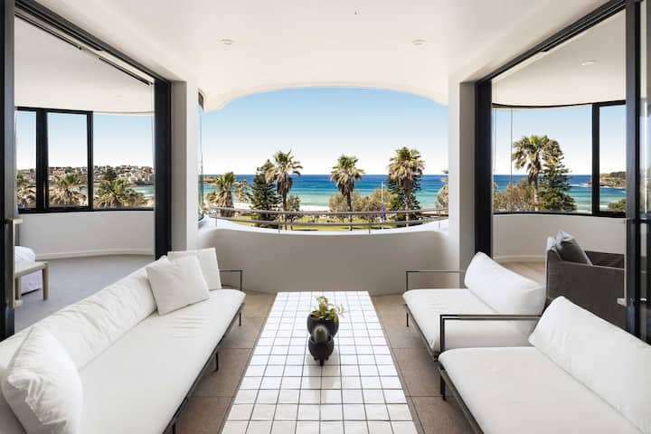 Stunning Views And Balcony Overlooking Bondi Beach - Bondi Beach