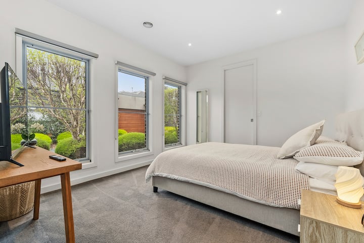 Seabreeze Sanctuary - Mornington