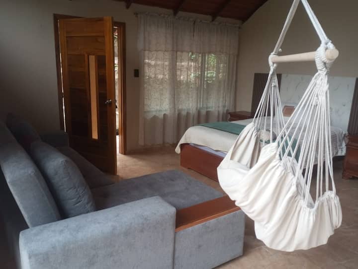 Cabañas En Medio De La Naturaleza Con Jacuzzi - Yunguilla