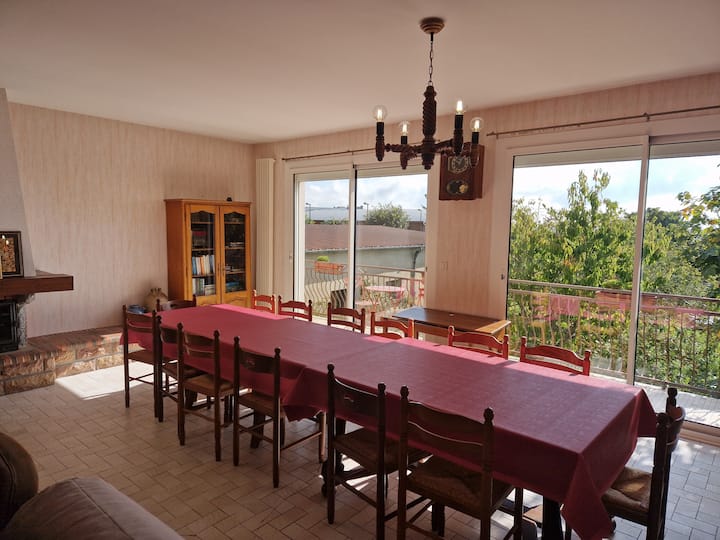 Auvergne Gîte 15 Personnes Chez Mamie Zozo - Auvergne