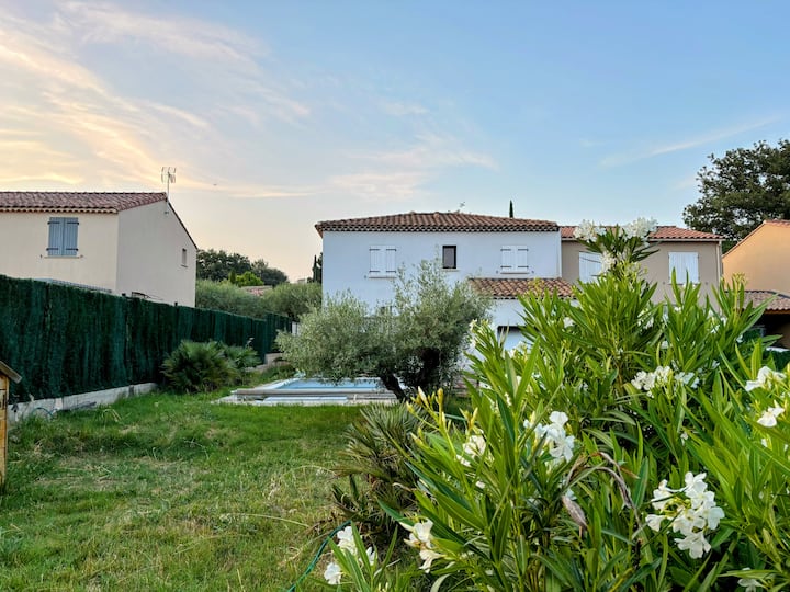 Maison Provençale Avec Piscine - Lourmarin