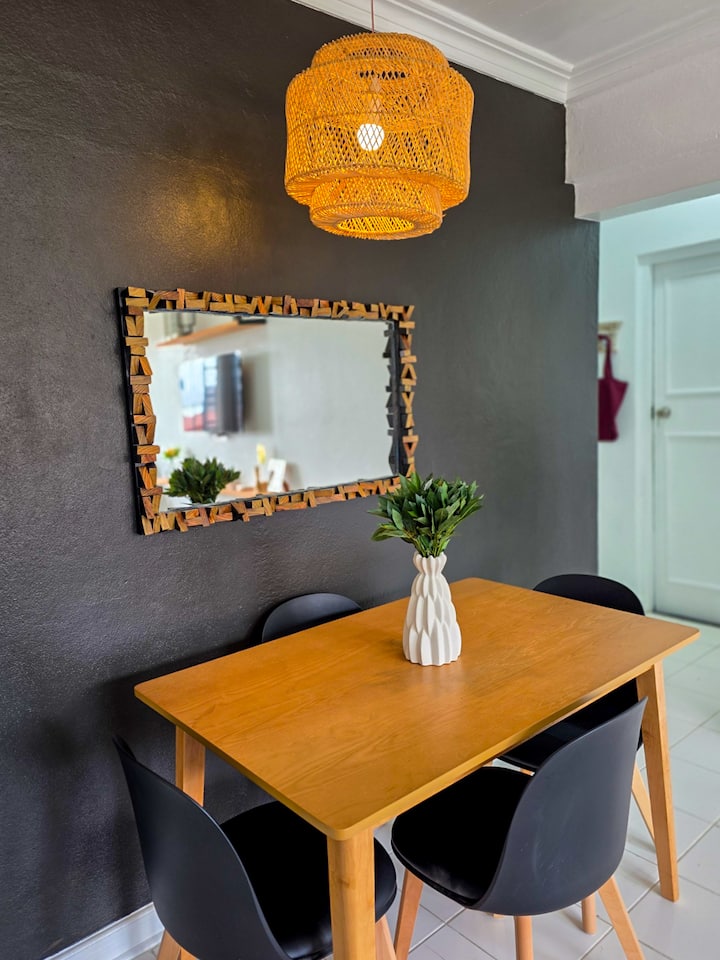 Unique Downtown Central + Secure + Walk To City - Suva