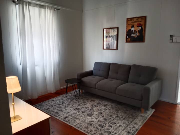 3-bedroom In Town – Work Crews & Long-term Stays - Rockhampton