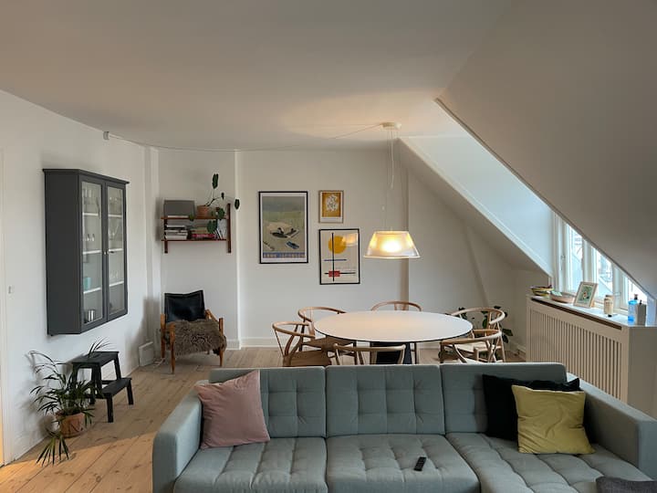 Top-floor Flat With Balcony In Central Copenhagen - Copenhague