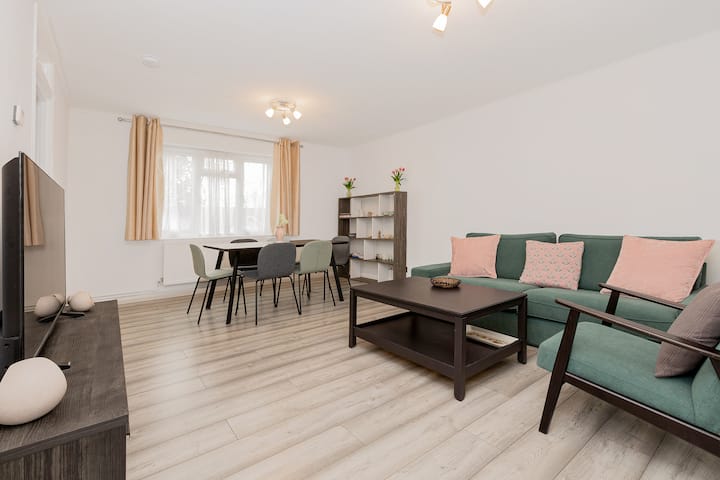 Marvelous 2br W/parking, Mill Hill, 10 Min Station - Harrow