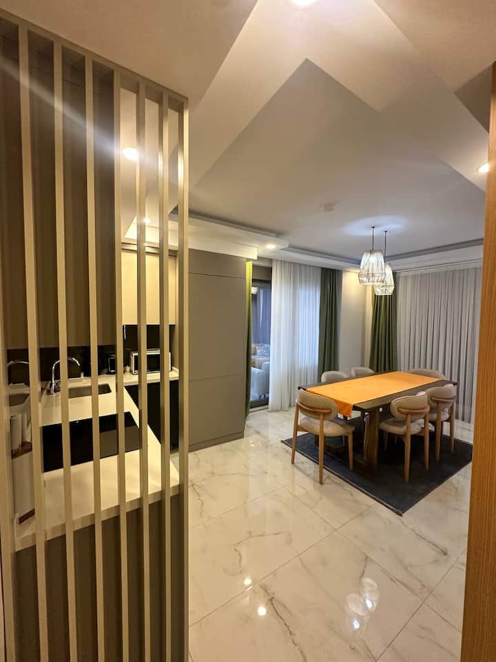 Orange Premium Teraslı Jakuzili Sunshine Oda  D68 - Kumluca