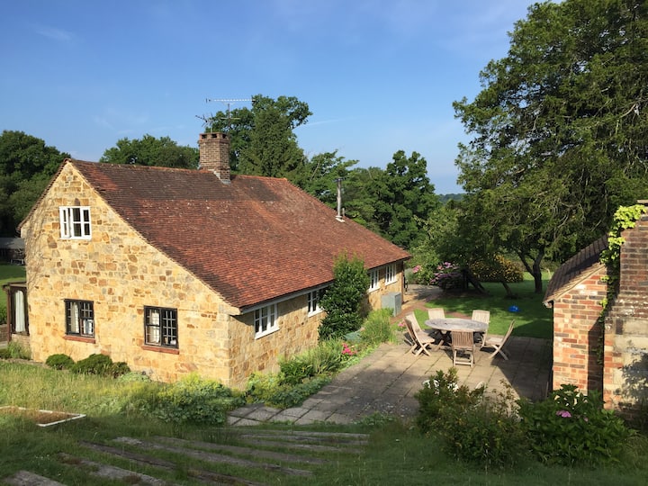Tranquil Cottage Nestled In The Sussex Countryside - Crowborough