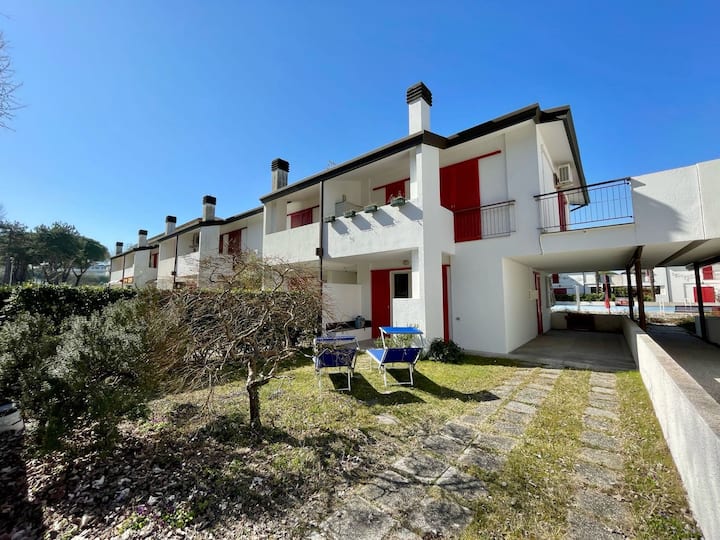 Maison Mitoyenne Avec Jardin Et Piscine - Caorle