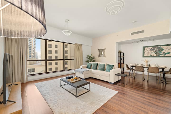 First Class | 2br Vibrant Retreat Near Jbr Beach - 迪拜碼頭