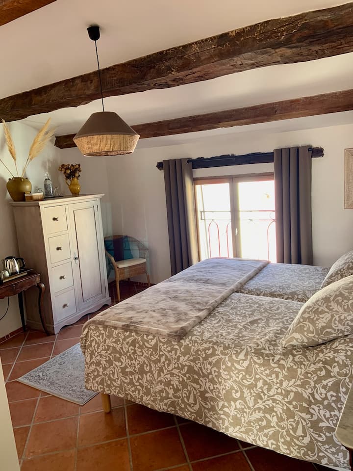 La Maison Provençale-maison D'hôtes-ch. Cannelle - Brignoles