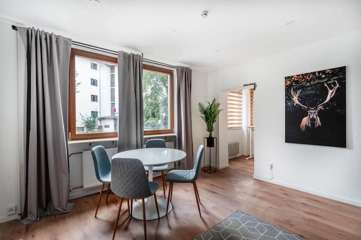 Kathihomes: Central Apartment With A Workspace - Villingen-Schwenningen
