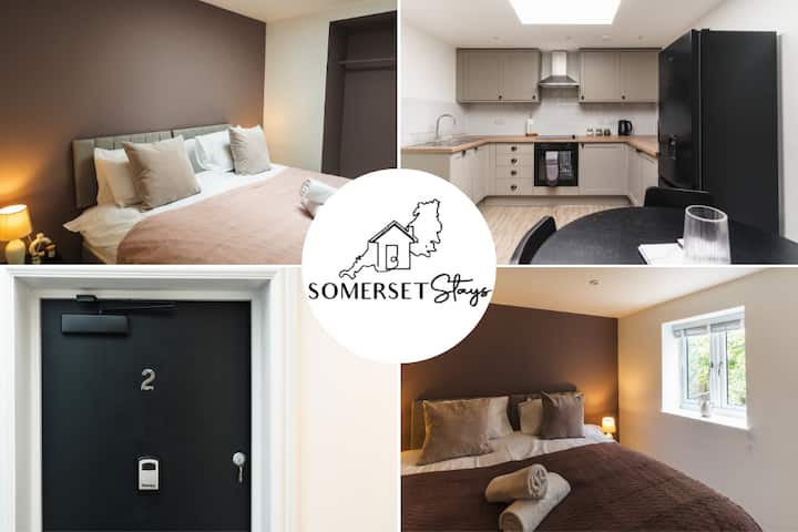Central 3b | S King | 2 Bath | Parking | Sleeps 8 - Yeovil