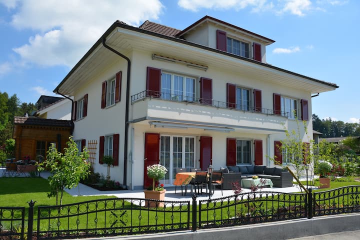 Ruhige Berner Landhaus-wohnung, Stadtnah - 伯爾尼