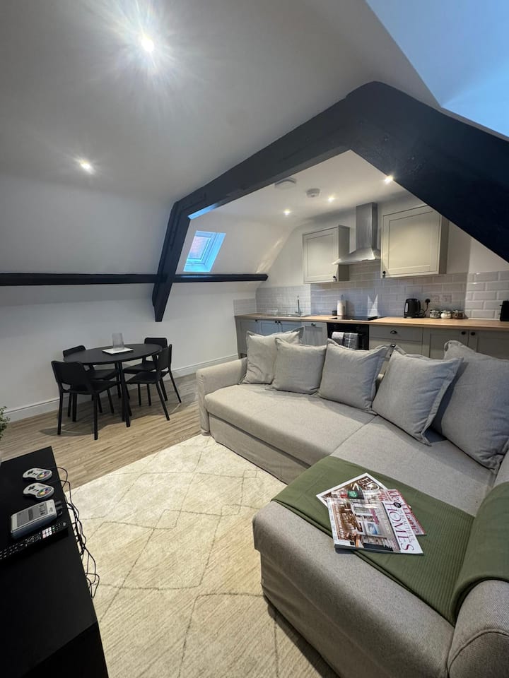 Stylish 2 Bed | S. King Central Parking | Sleeps 6 - 요빌