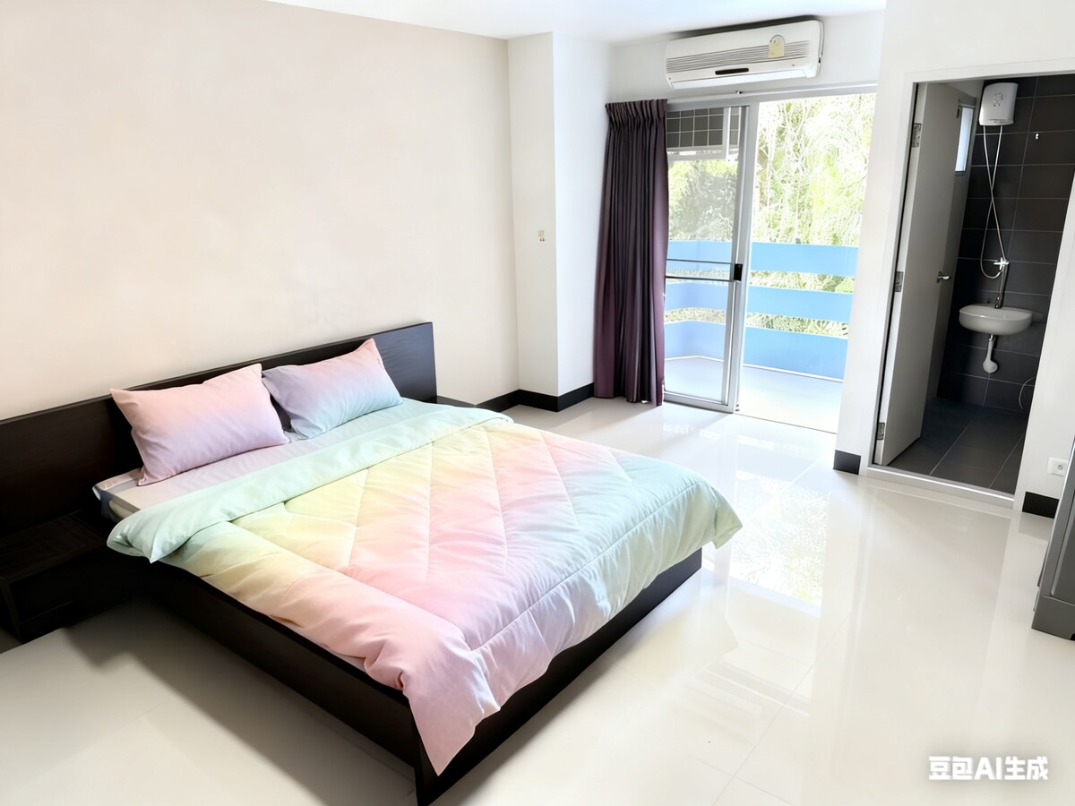 r25 Centre de Nimman # nimman # Maya # the one nimman # Grande chambre, grand balcon, grande ...