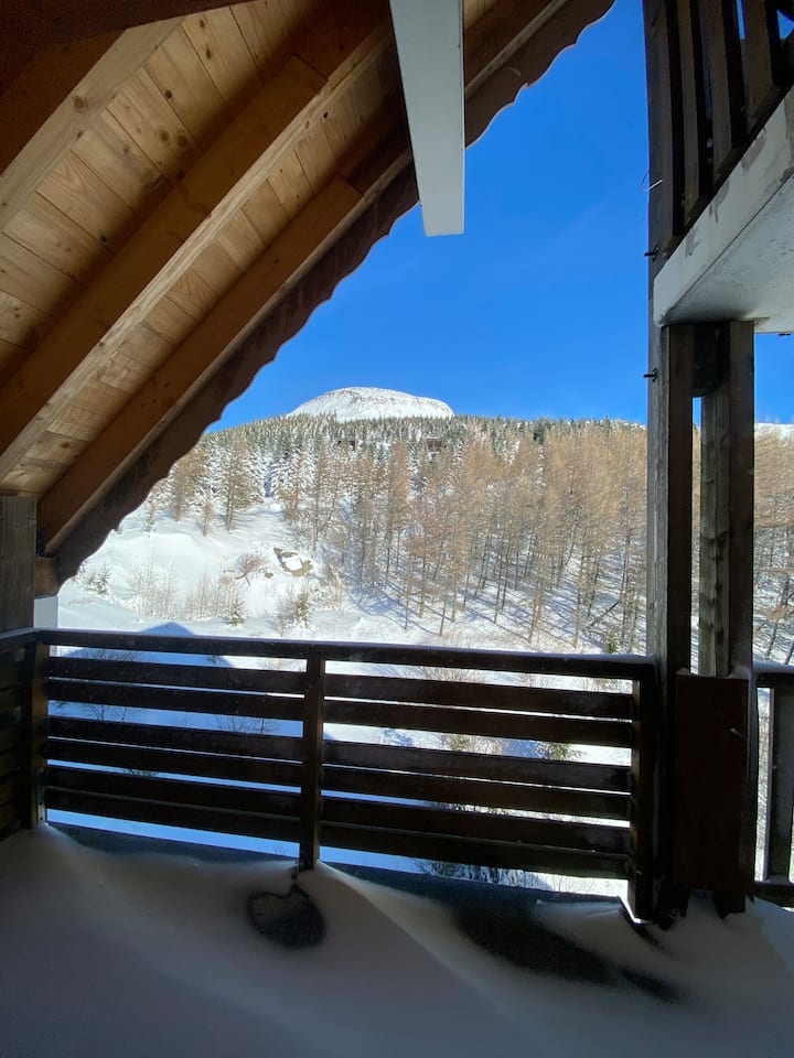 Joli Appartement Au Pied Du Puy De Chambourguet - Super Besse