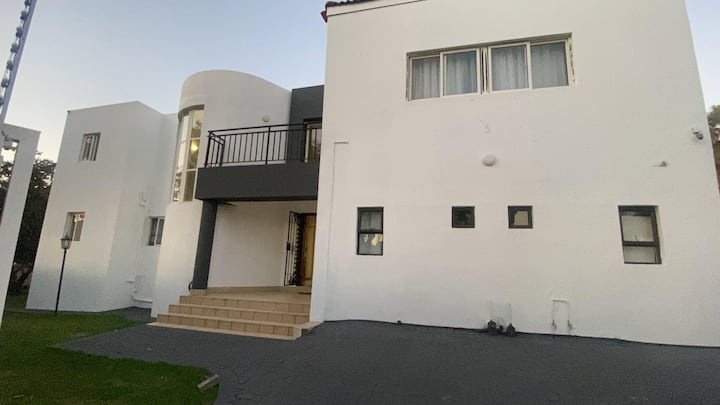 Good Times Hq Midrand, Party And Family, Friendly. - Sandton